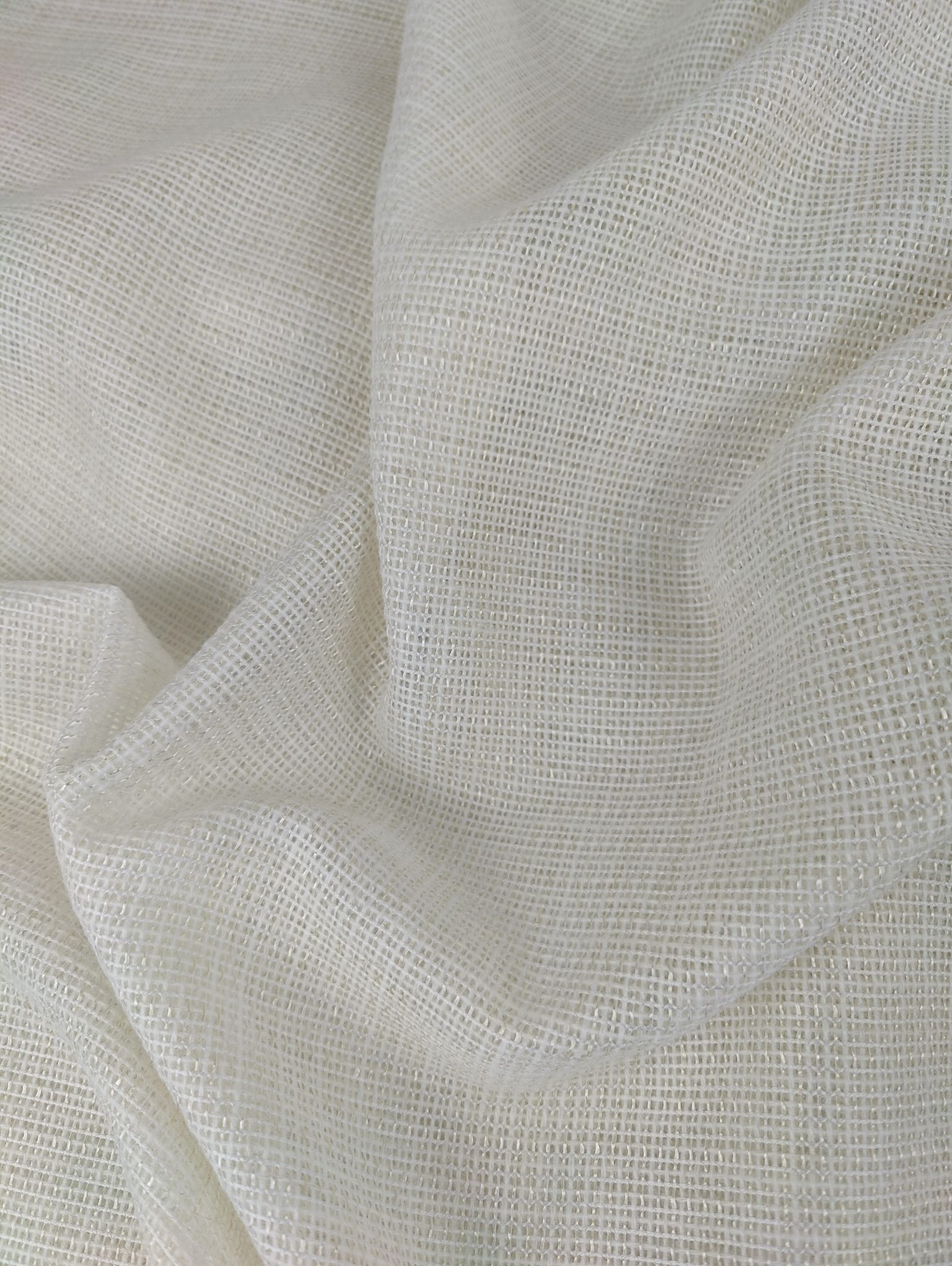 Jutra 102 - Residential Fabric - Weighted Hem